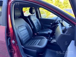 Red Dacia Duster 2021 in Riga, with an engine capacity of 1.00 L and mileage of 166 thousand km for 9200 €, photo 9 on AUTOMOTO.COM.LV
