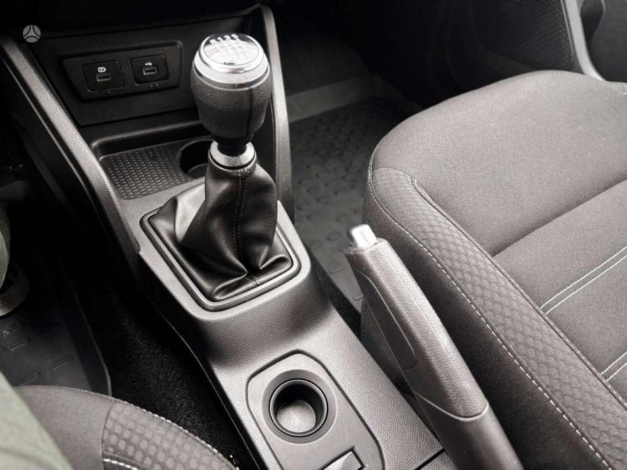 Красный Дачия Duster 2021 в Вильнюс, объемом двигателя 1.00 л и пробегом 76 тыс. км за 10500 €, фото 18 на AUTOMOTO.COM.LV