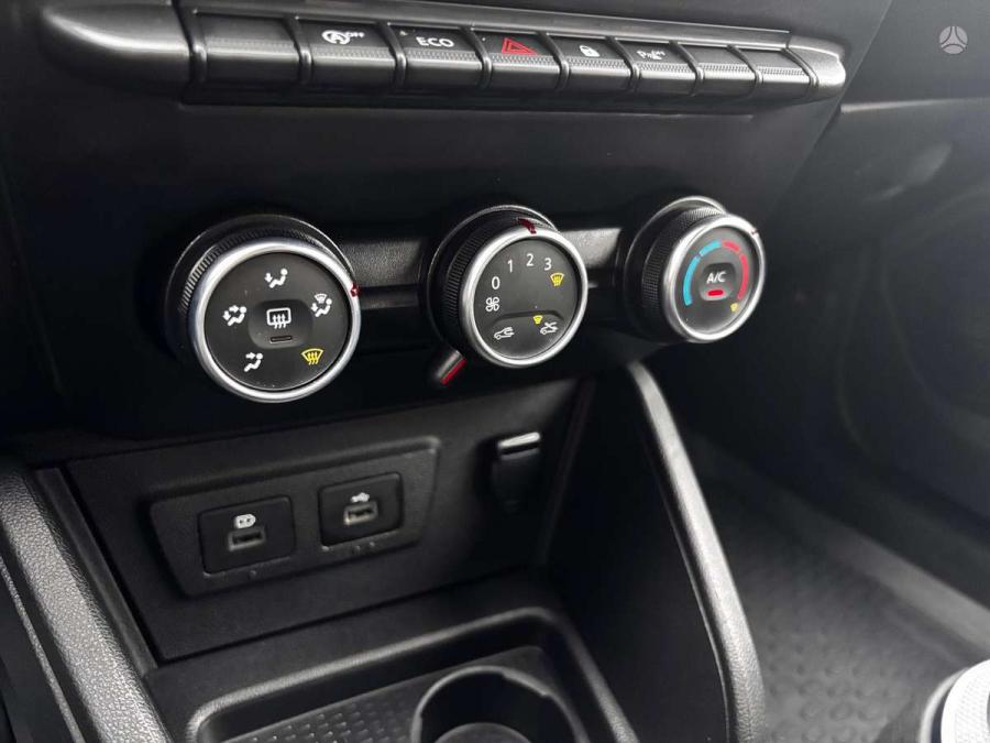 Красный Дачия Duster 2021 в Вильнюс, объемом двигателя 1.00 л и пробегом 76 тыс. км за 10500 €, фото 20 на AUTOMOTO.COM.LV