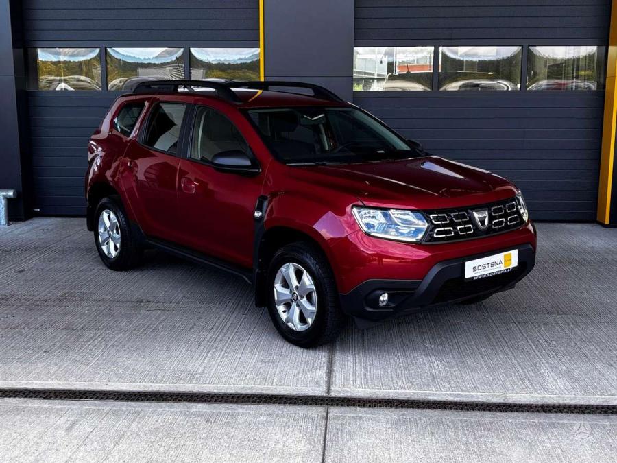 Красный Дачия Duster 2021 в Вильнюс, объемом двигателя 1.00 л и пробегом 35 тыс. км за 10000 €, фото 1 на AUTOMOTO.COM.LV