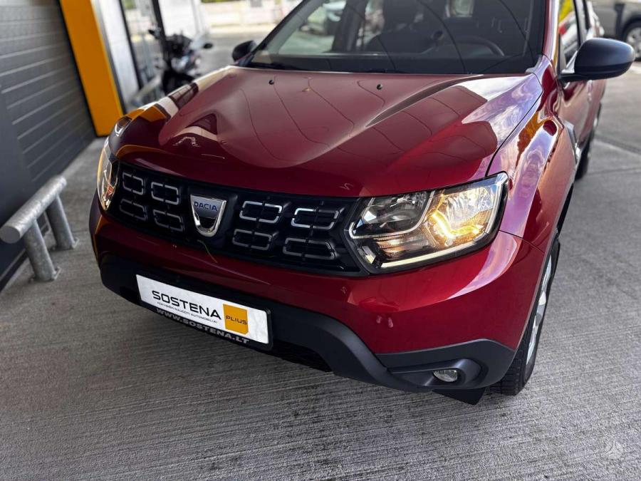 Красный Дачия Duster 2021 в Вильнюс, объемом двигателя 1.00 л и пробегом 35 тыс. км за 10000 €, фото 5 на AUTOMOTO.COM.LV