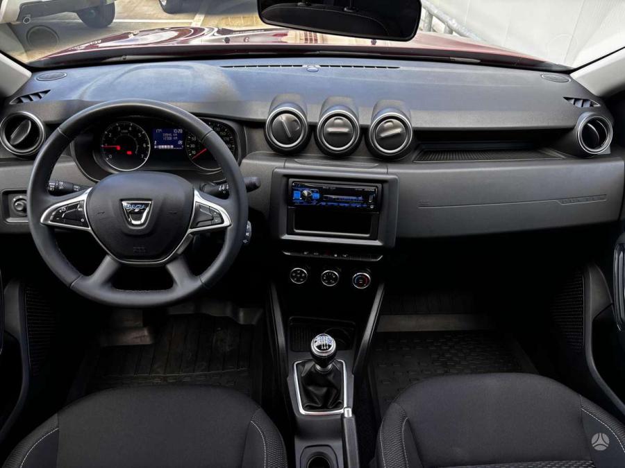 Красный Дачия Duster 2021 в Вильнюс, объемом двигателя 1.00 л и пробегом 35 тыс. км за 10000 €, фото 9 на AUTOMOTO.COM.LV