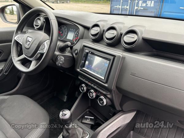 Dacia Duster 2021 in Paide on AUTOMOTO.COM.LV Red Dacia Duster 2021 in Paide, with an engine capacity of 1.00 L and mileage of 91 thousand km for 8990 €, photo 9 on AUTOMOTO.COM.LV