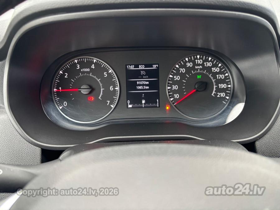 Red Dacia Duster 2021 in Paide, with an engine capacity of 1.00 L and mileage of 91 thousand km for 8990 €, photo 16 on AUTOMOTO.COM.LV