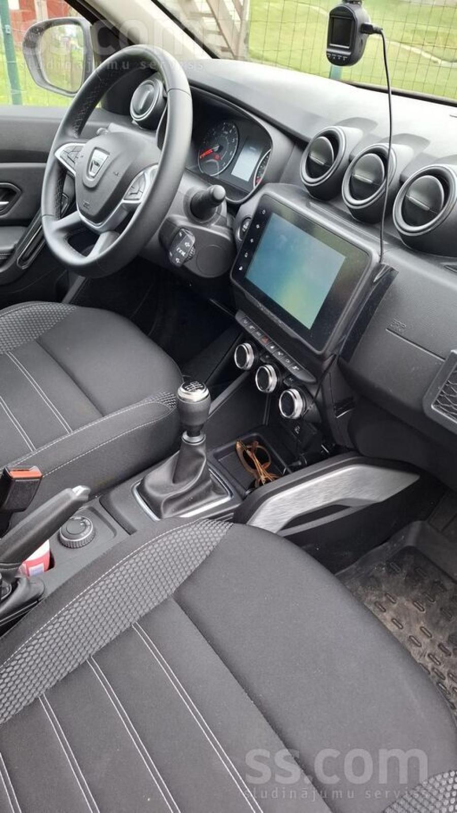 Red Dacia Duster 2022 in Daugavpils, with an engine capacity of 1.30 L and mileage of 49 thousand km for 16900 €, photo 5 on AUTOMOTO.COM.LV