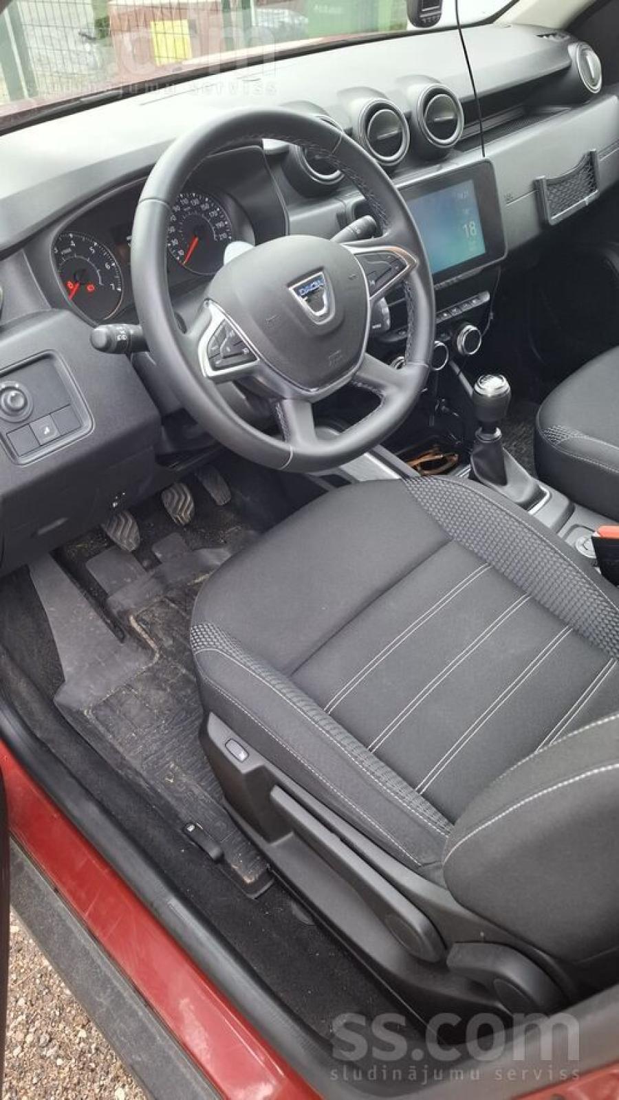 Red Dacia Duster 2022 in Daugavpils, with an engine capacity of 1.30 L and mileage of 49 thousand km for 16900 €, photo 6 on AUTOMOTO.COM.LV