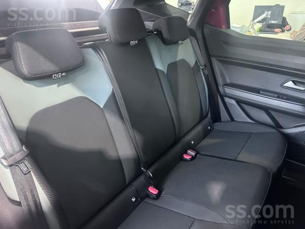 Sarkans Dacia Duster 2026 Daugavpils, ar dzinēja tilpumu 1.20 L un nobraukumu 19 tūkst. km par 29445 €, foto 9 vietnē AUTOMOTO.COM.LV