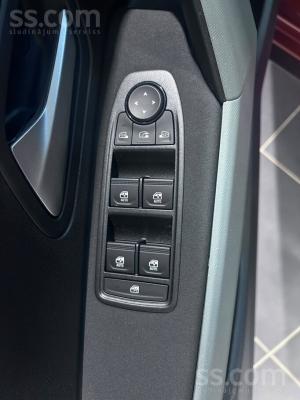 Sarkans Dacia Duster 2026 Daugavpils, ar dzinēja tilpumu 1.20 L un nobraukumu 19 tūkst. km par 29445 €, foto 11 vietnē AUTOMOTO.COM.LV