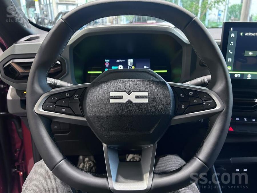 Sarkans Dacia Duster 2026 Daugavpils, ar dzinēja tilpumu 1.20 L un nobraukumu 19 tūkst. km par 29445 €, foto 15 vietnē AUTOMOTO.COM.LV