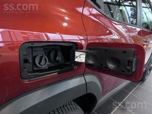 Sarkans Dacia Duster 2026 Daugavpils, ar dzinēja tilpumu 1.20 L un nobraukumu 19 tūkst. km par 29445 €, foto 23 vietnē AUTOMOTO.COM.LV