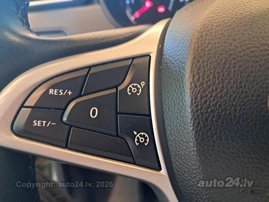 Dacia Duster 2023 in Narva, with an engine capacity of 1.00 L and mileage of 37 thousand km for 13900 €, photo 15 on AUTOMOTO.COM.LV