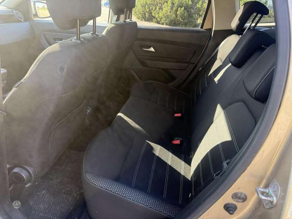 Violet Dacia Duster 2020 in Siauliai, with an engine capacity of 1.33 L and mileage of 96 thousand km for 11900 €, photo 9 on AUTOMOTO.COM.LV