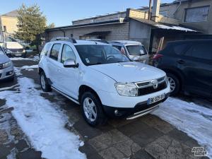 Balts Dacia Duster 2011 Telšiai, ar dzinēja tilpumu 1.50 L un nobraukumu 227 tūkst. km par 4650 €, foto  vietnē AUTOMOTO.COM.LV