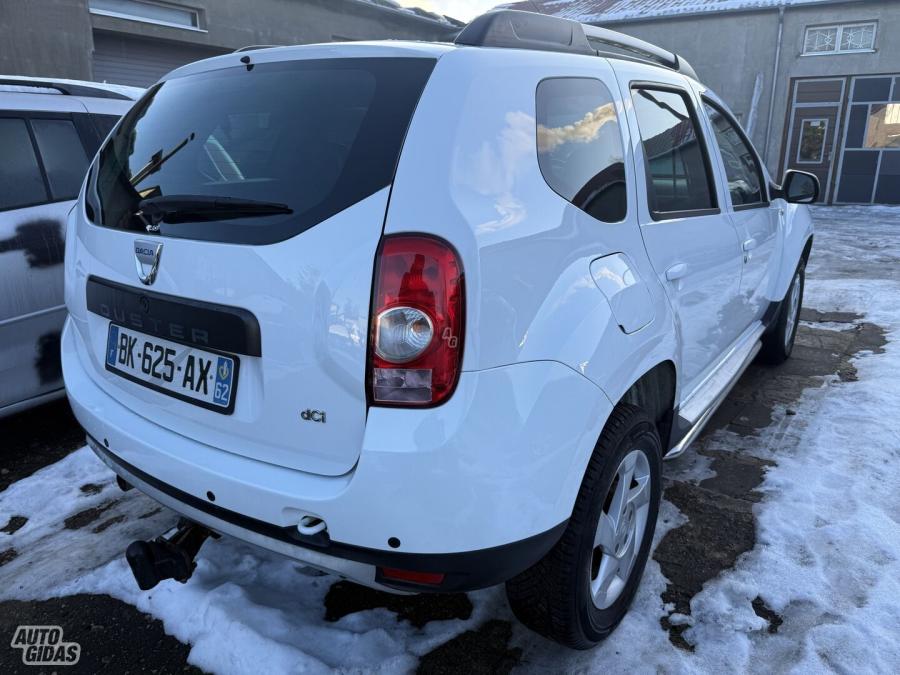 Balts Dacia Duster 2011 Telšiai, ar dzinēja tilpumu 1.50 L un nobraukumu 227 tūkst. km par 4650 €, foto 4 vietnē AUTOMOTO.COM.LV