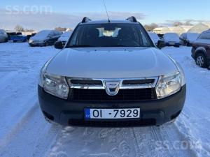 Белый Дачия Duster 2011 в Талси, объемом двигателя 1.50 л и пробегом 201 тыс. км за 4800 €, фото 2 на AUTOMOTO.COM.LV