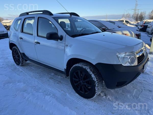 Белый Дачия Duster 2011 в Талси, объемом двигателя 1.50 л и пробегом 201 тыс. км за 4800 €, фото 3 на AUTOMOTO.COM.LV