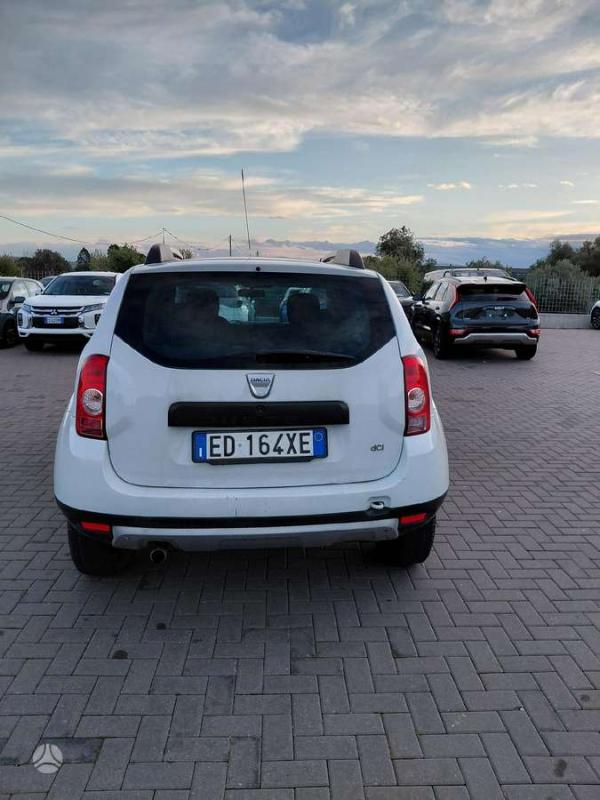 Balts Dacia Duster 2011 Kauņa, ar dzinēja tilpumu 1.50 L un nobraukumu 244 tūkst. km par 4000 €, foto 4 vietnē AUTOMOTO.COM.LV