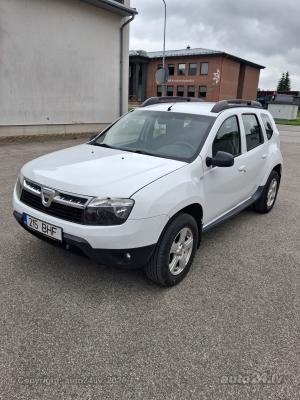 Balts Dacia Duster 2012 Tallina, ar dzinēja tilpumu 1.50 L un nobraukumu 200 tūkst. km par 5500 €, foto  vietnē AUTOMOTO.COM.LV