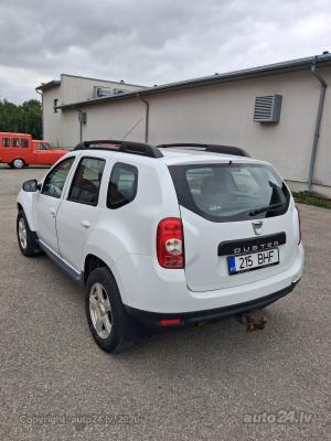 Balts Dacia Duster 2012 Tallina, ar dzinēja tilpumu 1.50 L un nobraukumu 200 tūkst. km par 5500 €, foto 5 vietnē AUTOMOTO.COM.LV