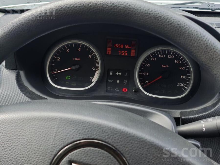 White Dacia Duster 2012 in Ogre, with an engine capacity of 1.50 L and mileage of 156 thousand km for 6750 €, photo 15 on AUTOMOTO.COM.LV