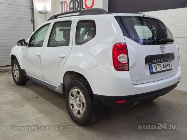 White Dacia Duster 2013 in Haapsalu, with an engine capacity of 1.50 L and mileage of 154 thousand km for 5899 €, photo 6 on AUTOMOTO.COM.LV