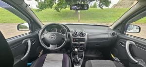 White Dacia Duster 2013 in Kaunas, with an engine capacity of 1.50 L and mileage of 328 thousand km for 4999 €, photo 13 on AUTOMOTO.COM.LV