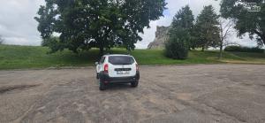 White Dacia Duster 2013 in Kaunas, with an engine capacity of 1.50 L and mileage of 328 thousand km for 4999 €, photo 18 on AUTOMOTO.COM.LV