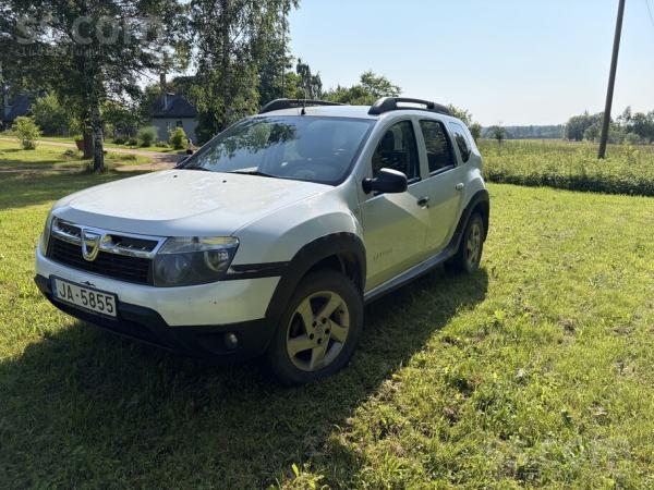 Balts Dacia Duster 2013 Gulbene, ar dzinēja tilpumu 1.50 L un nobraukumu 293 tūkst. km par 3300 €, foto 1 vietnē AUTOMOTO.COM.LV