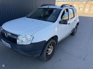 Белый Дачия Duster 2013 в Таураге, объемом двигателя 1.46 л и пробегом 184 тыс. км за 2600 €, фото  на AUTOMOTO.COM.LV