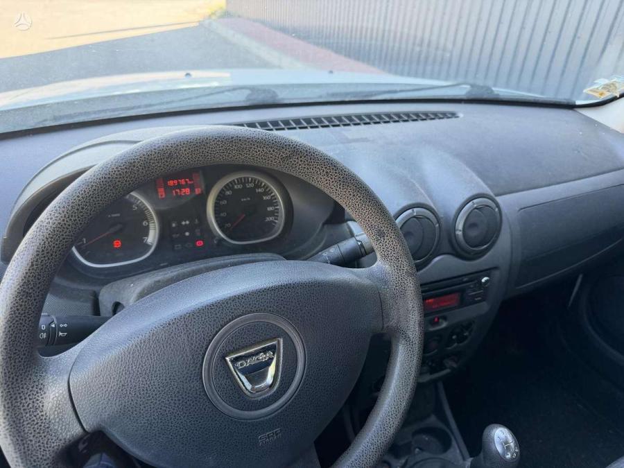 Белый Дачия Duster 2013 в Таураге, объемом двигателя 1.46 л и пробегом 184 тыс. км за 2600 €, фото 7 на AUTOMOTO.COM.LV