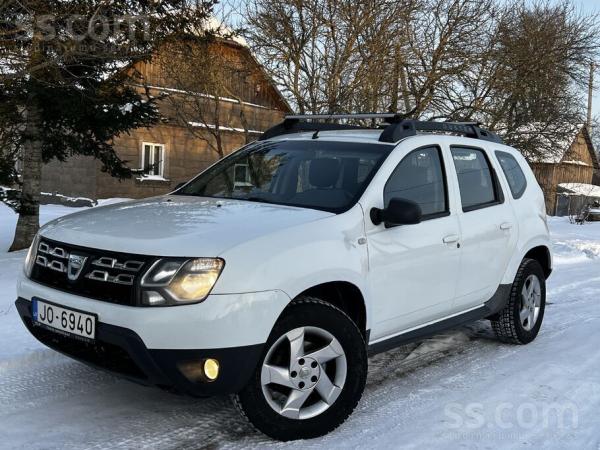 White Dacia Duster 2014 in Valmiera, with an engine capacity of 1.50 L and mileage of 282 thousand km for 4750 €, photo 7 on AUTOMOTO.COM.LV