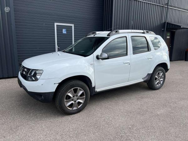 Balts Dacia Duster 2014 Alīta, ar dzinēja tilpumu 1.46 L un nobraukumu 280 tūkst. km par 3350 €, foto 3 vietnē AUTOMOTO.COM.LV
