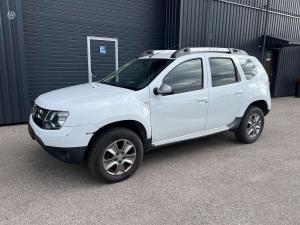 Balts Dacia Duster 2014 Alīta, ar dzinēja tilpumu 1.46 L un nobraukumu 280 tūkst. km par 3350 €, foto 4 vietnē AUTOMOTO.COM.LV