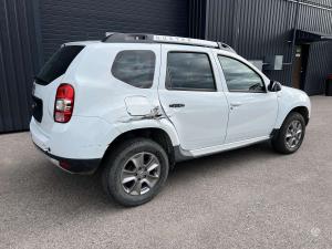 Balts Dacia Duster 2014 Alīta, ar dzinēja tilpumu 1.46 L un nobraukumu 280 tūkst. km par 3350 €, foto 10 vietnē AUTOMOTO.COM.LV