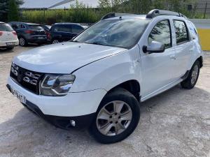 White Dacia Duster 2014 in Taurage, with an engine capacity of 1.20 L and mileage of 195 thousand km for 2200 €, photo  on AUTOMOTO.COM.LV