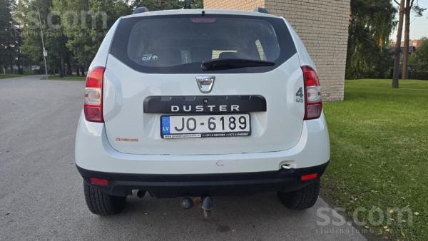 Balts Dacia Duster 2014 Preiļi, ar dzinēja tilpumu 1.50 L un nobraukumu 204 tūkst. km par 5500 €, foto 4 vietnē AUTOMOTO.COM.LV
