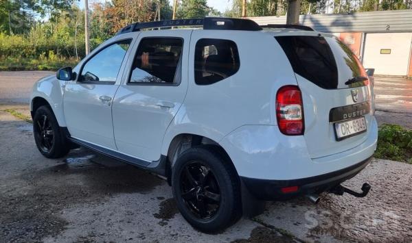 Dacia Duster 2014 in Riga on AUTOMOTO.COM.LV White Dacia Duster 2014 in Riga, with an engine capacity of 1.50 L and mileage of 141 thousand km for 5990 €, photo 5 on AUTOMOTO.COM.LV