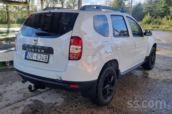 Dacia Duster 2014 in Riga on AUTOMOTO.COM.LV White Dacia Duster 2014 in Riga, with an engine capacity of 1.50 L and mileage of 141 thousand km for 5990 €, photo 6 on AUTOMOTO.COM.LV