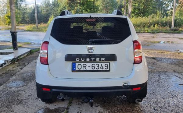 Dacia Duster 2014 in Riga on AUTOMOTO.COM.LV White Dacia Duster 2014 in Riga, with an engine capacity of 1.50 L and mileage of 141 thousand km for 5990 €, photo 7 on AUTOMOTO.COM.LV