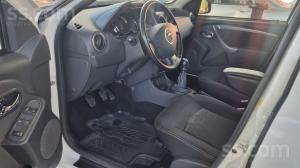 White Dacia Duster 2014 in Riga, with an engine capacity of 1.50 L and mileage of 141 thousand km for 5990 €, photo 9 on AUTOMOTO.COM.LV