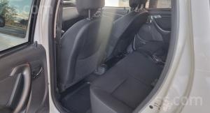 White Dacia Duster 2014 in Riga, with an engine capacity of 1.50 L and mileage of 141 thousand km for 5990 €, photo 16 on AUTOMOTO.COM.LV