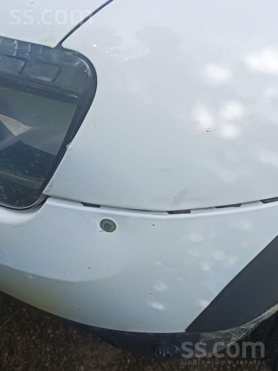 Balts Dacia Duster 2014 Rīga, ar dzinēja tilpumu 1.50 L un nobraukumu 246 tūkst. km par 3200 €, foto 3 vietnē AUTOMOTO.COM.LV