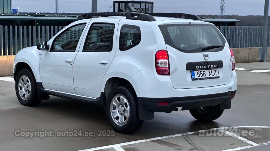 White Dacia Duster 2015 in Tallinn, with an engine capacity of 1.50 L and mileage of 204 thousand km for 3490 €, photo 6 on AUTOMOTO.COM.LV