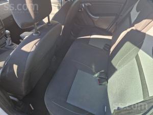 White Dacia Duster 2015 in Liepaja, with an engine capacity of 1.20 L and mileage of 51 thousand km for 5500 €, photo 10 on AUTOMOTO.COM.LV