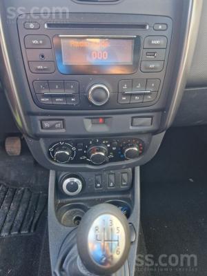 White Dacia Duster 2015 in Liepaja, with an engine capacity of 1.20 L and mileage of 51 thousand km for 5500 €, photo 12 on AUTOMOTO.COM.LV