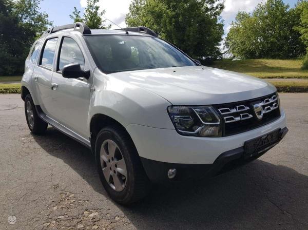 Белый Дачия Duster 2015 в Шяуляй, объемом двигателя 1.46 л и пробегом 260 тыс. км за 4350 €, фото 3 на AUTOMOTO.COM.LV