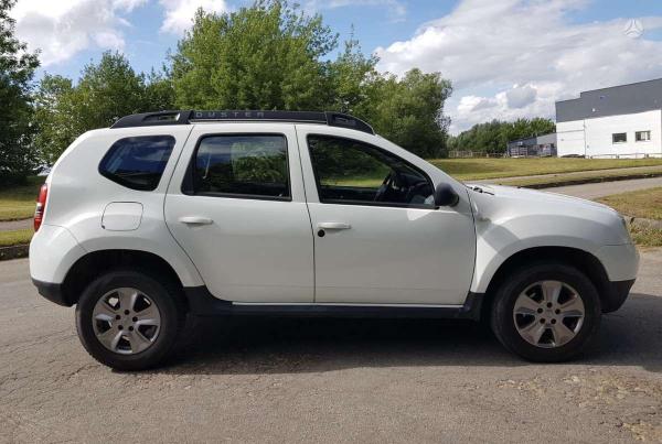 Белый Дачия Duster 2015 в Шяуляй, объемом двигателя 1.46 л и пробегом 260 тыс. км за 4350 €, фото 5 на AUTOMOTO.COM.LV