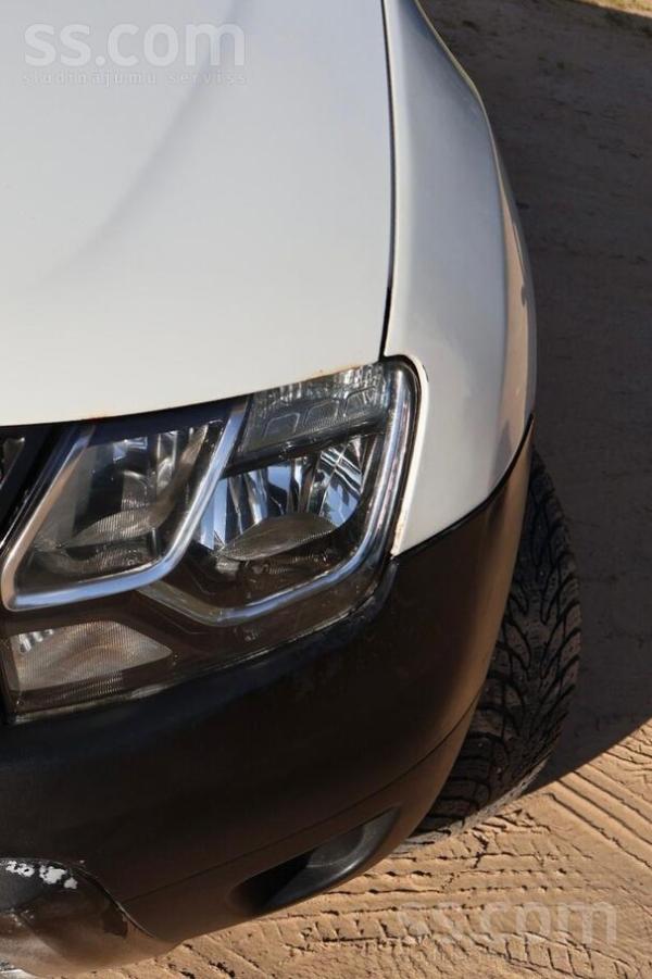 Белый Дачия Duster 2015 в Резекне, объемом двигателя 1.50 л и пробегом 260 тыс. км за 3050 €, фото 4 на AUTOMOTO.COM.LV