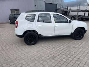 Balts Dacia Duster 2015 Radviliškis, ar dzinēja tilpumu 1.60 L un nobraukumu 112 tūkst. km par 5999 €, foto 4 vietnē AUTOMOTO.COM.LV