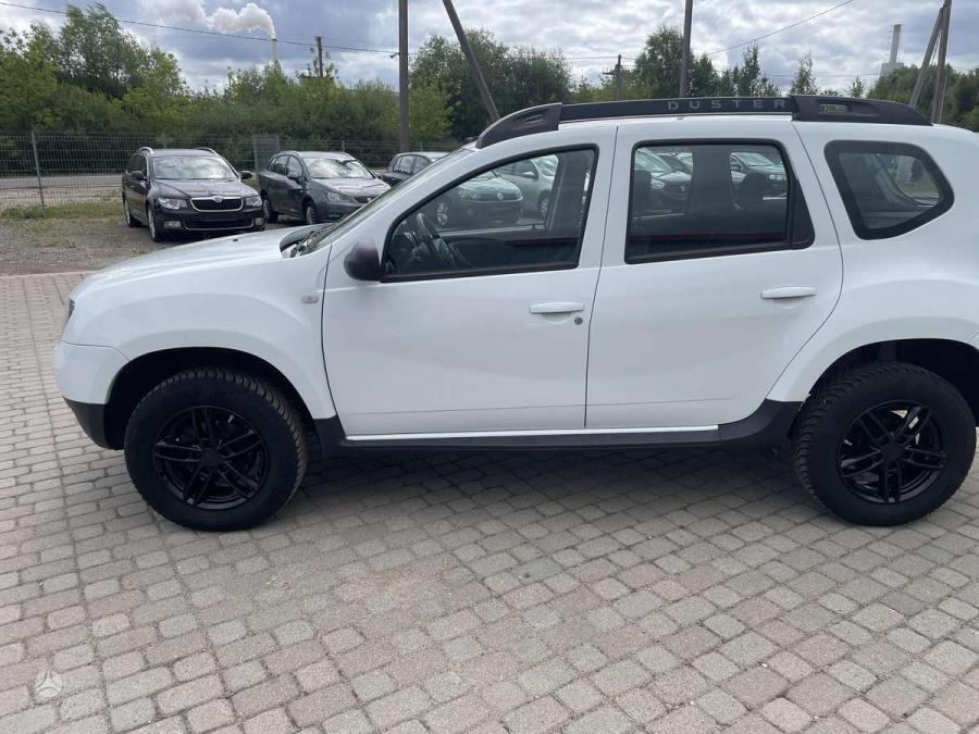 Balts Dacia Duster 2015 Radviliškis, ar dzinēja tilpumu 1.60 L un nobraukumu 112 tūkst. km par 5999 €, foto 12 vietnē AUTOMOTO.COM.LV